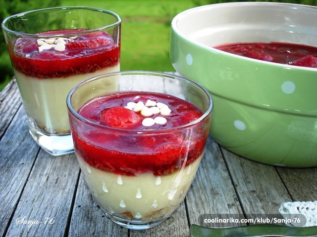 JOŠ JEDAN FENOMENALNI BRZI DESERT U ČAŠI: JAGODIČASTI GRIZ ~ Omiljeni ...