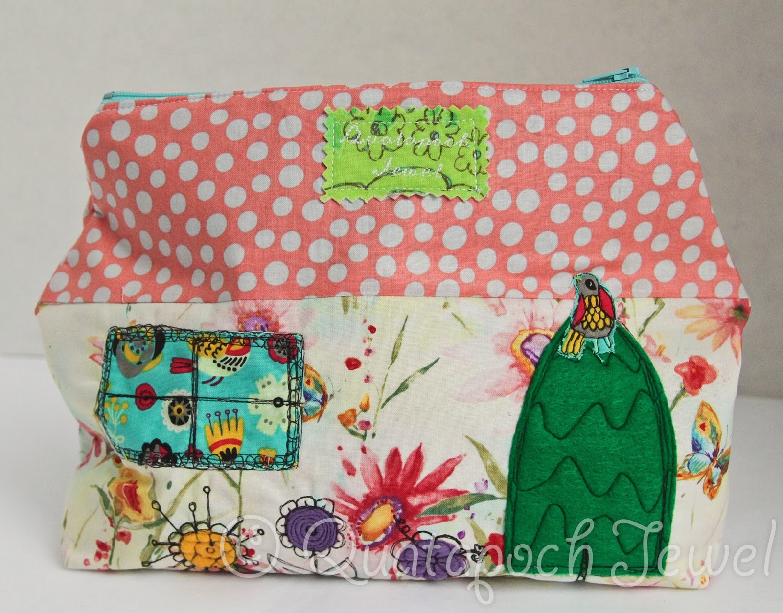 Threads and Pencils: Pouches and bags