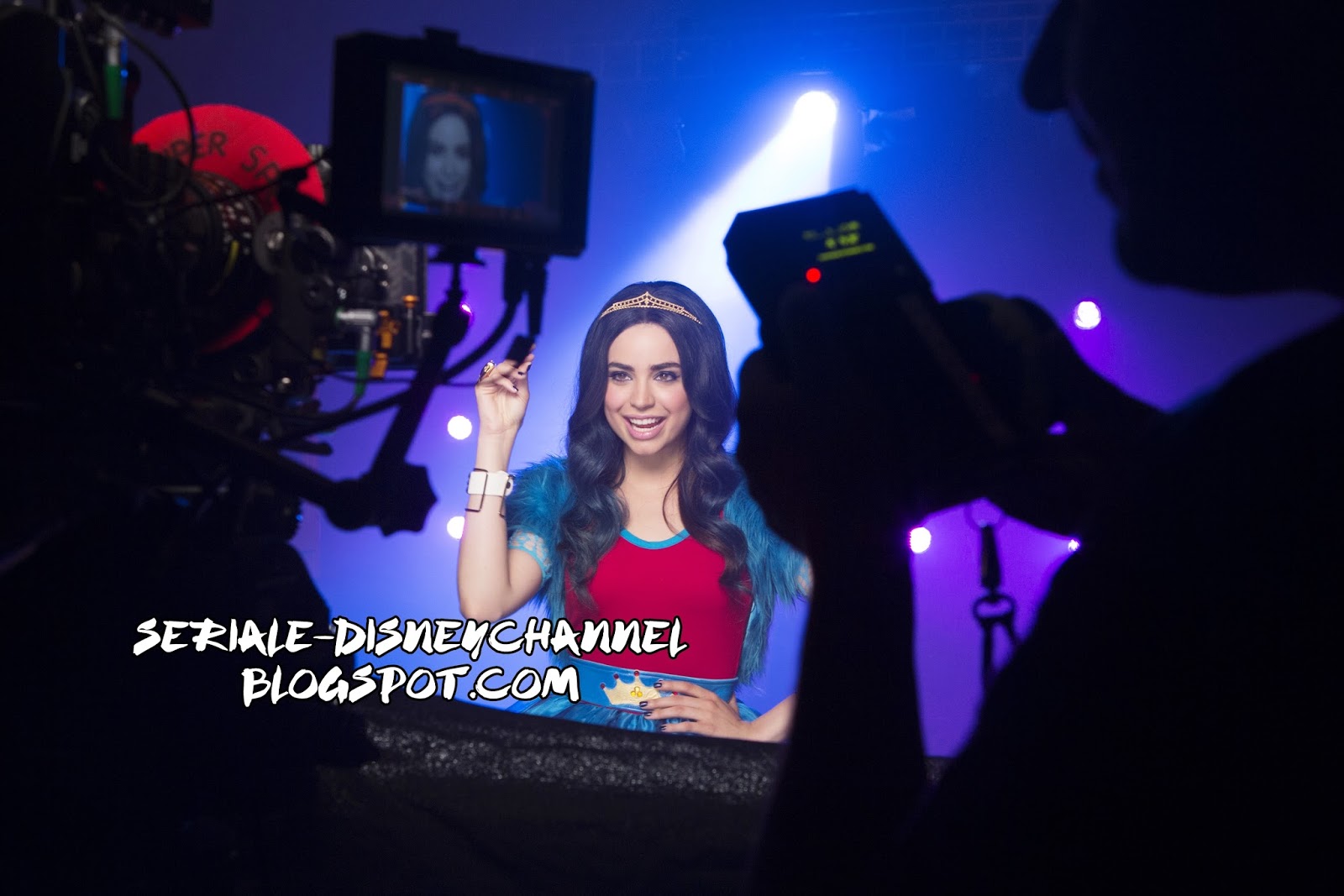 Seriale Disney Channel: [NASTĘPCY] Sofia Carson - Rotten to the Core