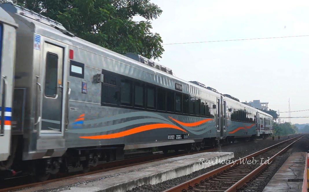 KA Sancaka Premium dan Stainless Steel | Seputar Kereta Api