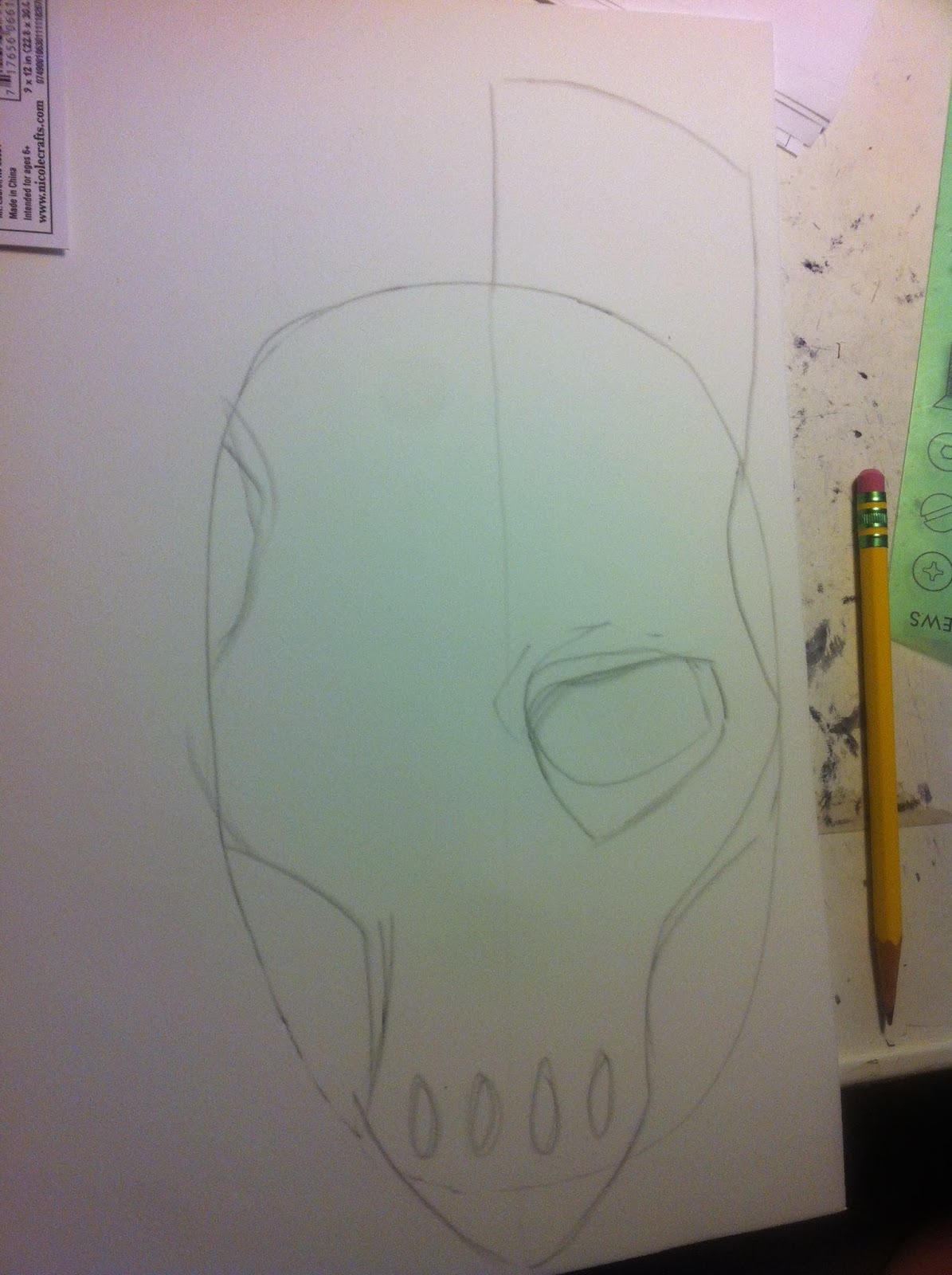 Field Of Hats Cosplay: Deathstroke: The Mask and Bo Staff