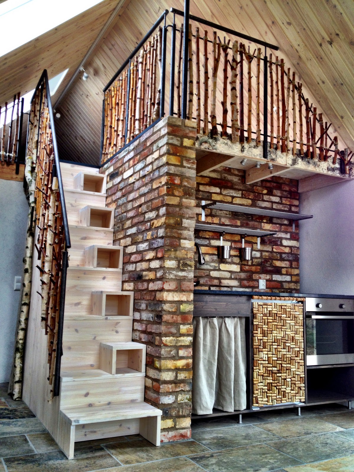 Smart trappa med förvaring till sovloft | Villa Natura