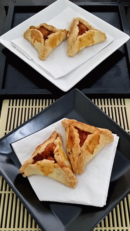 Luvswesavory: Curry Triangles