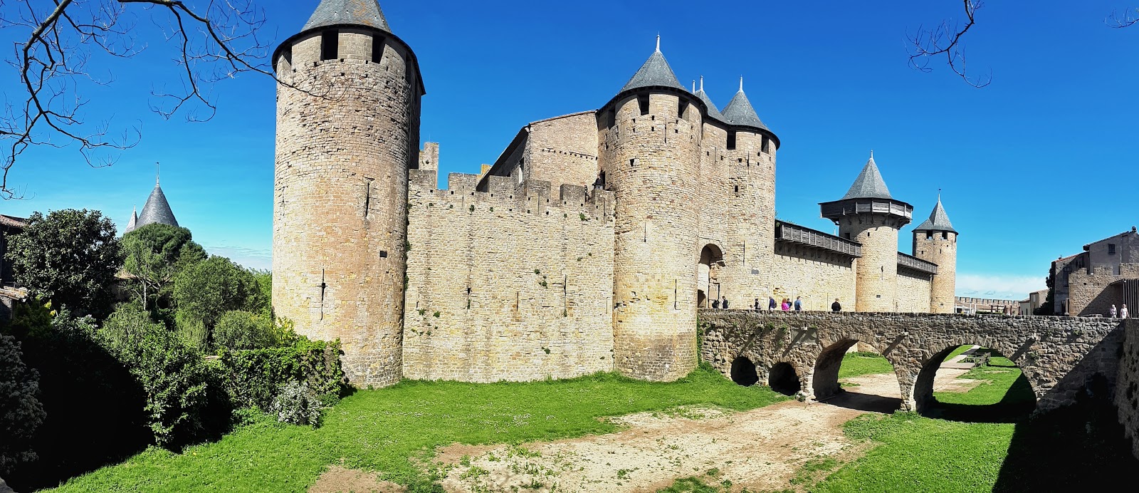 Visiting Carcassonne: Medieval gateway to the Pyrenees | The Social ...