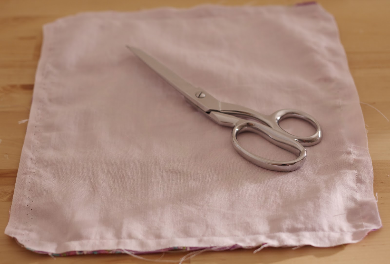 Distractions: Double Sided (Reversible) Pocket Square Tutorial