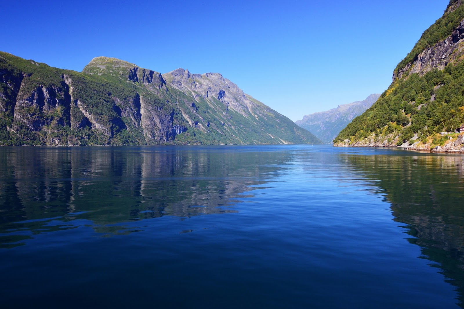 Daniela: 17-22 august 2015 - NORVEGIA (II) - fiordul GEIRANGER și ...