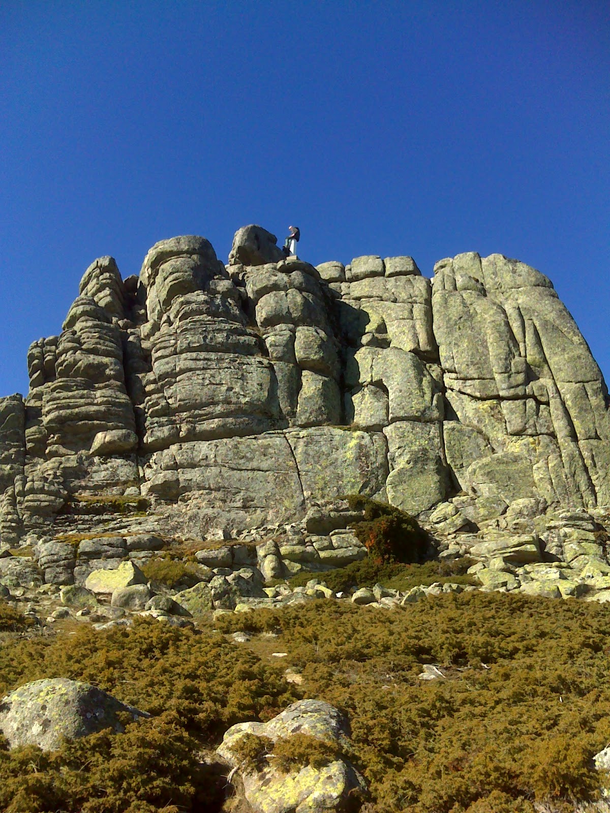 Salvemos el Mundo: San Rafael a Peguerinos subiendo a Cueva Valiente