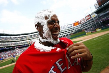 25 Awesome Baseball Pies in the Face (PICS) - Fantasy Football, Fantasy ...