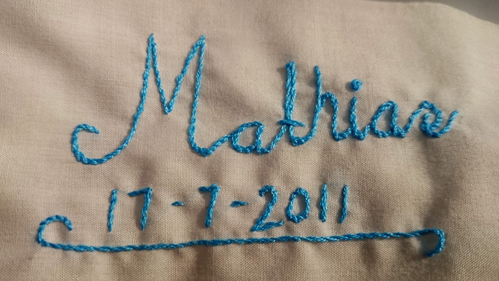 rosgaards : Broderi på dåbskjole