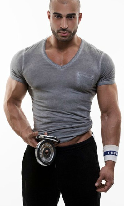 DAVID DUST: Physique