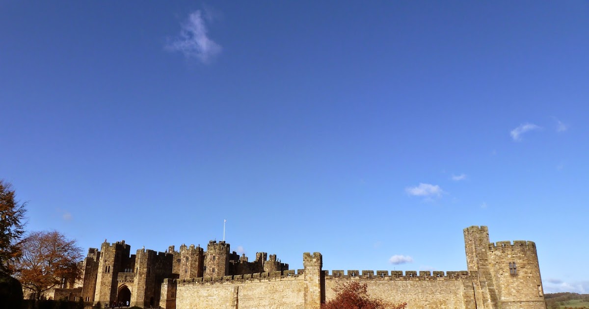 What Kate-Em did next.: Alnwick Castle - or should that be Brancaster?