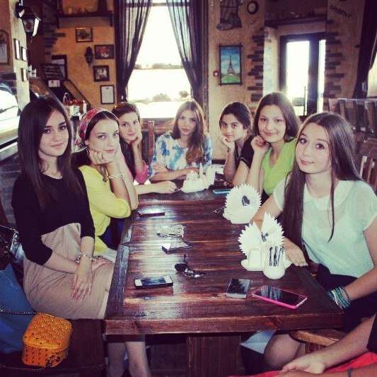 Beautiful Women of Chechnya: Beautiful Chechen Women