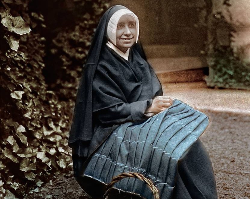 Mi Libro de Oraciones: “Póstrate ante Mi Padre Celestial y ofrece la Humildad de Mi Corazón.”