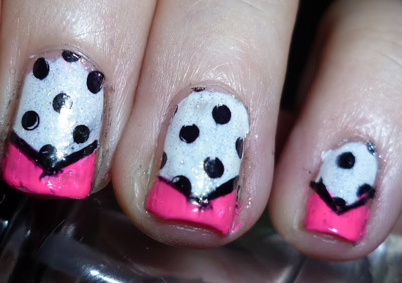 Glitter, Eyeliner & Rock 'n' Roll: Spotty Nails