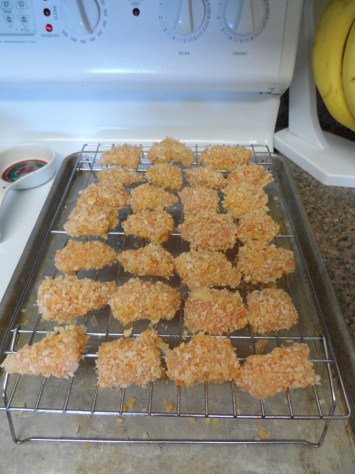 Hot Cookin' Mama: Freezable Homemade Chicken Nuggets