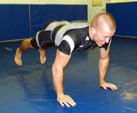 Straight Jock Feet: UFC Georges St. Pierre feet...
