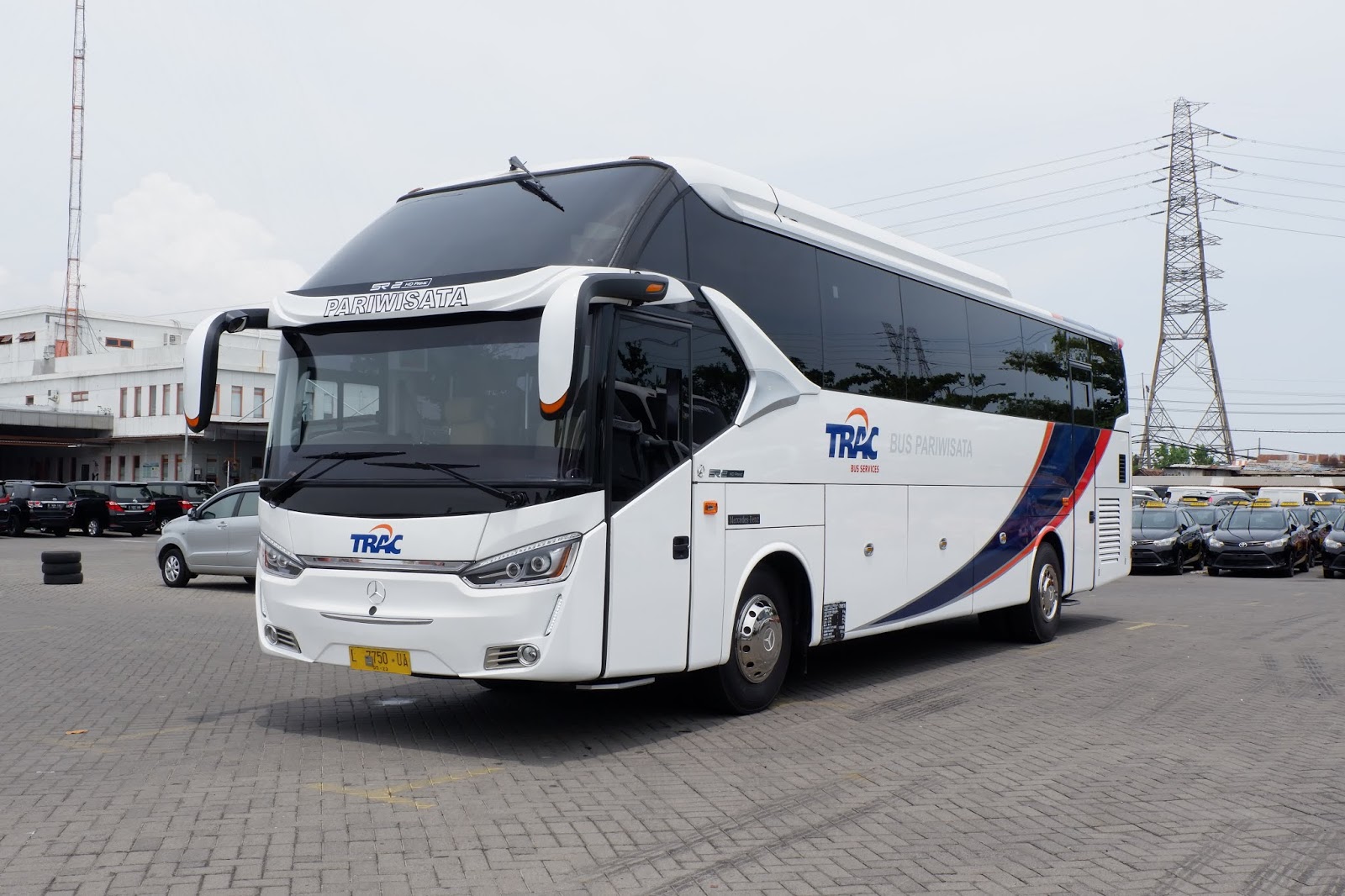 BUS PARIWISATA SURABAYA JAWA TIMUR