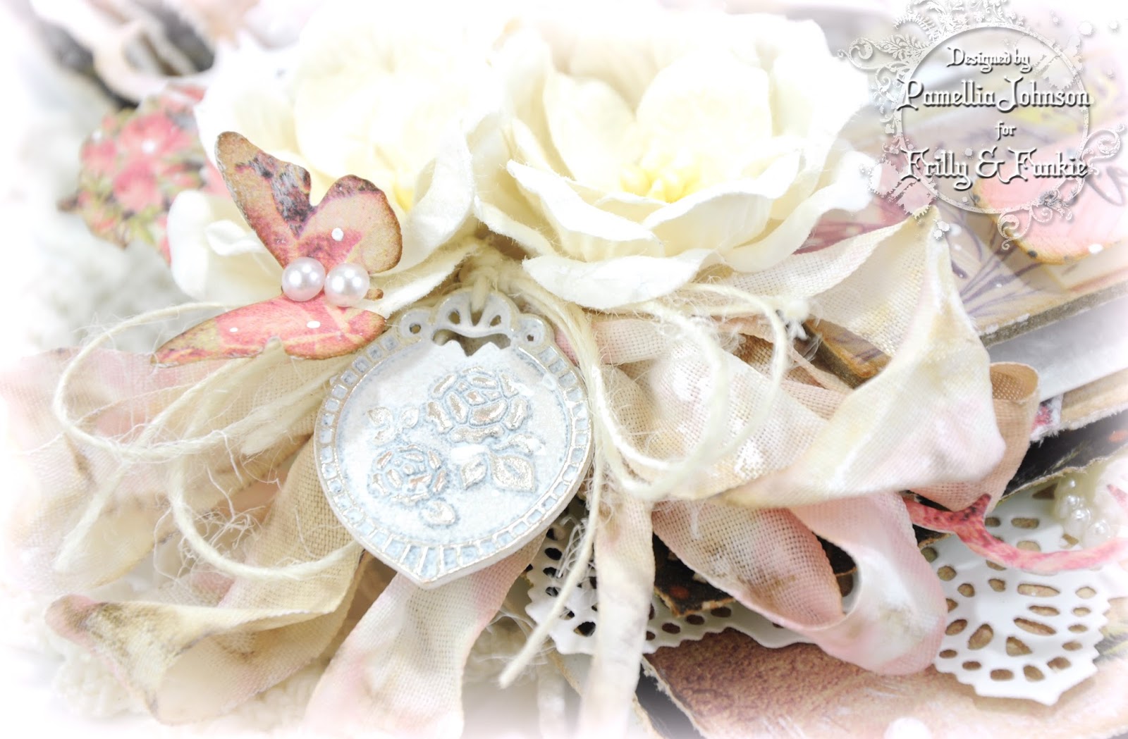 My Little Craft Things: Frilly and Funkie - Things with Wings