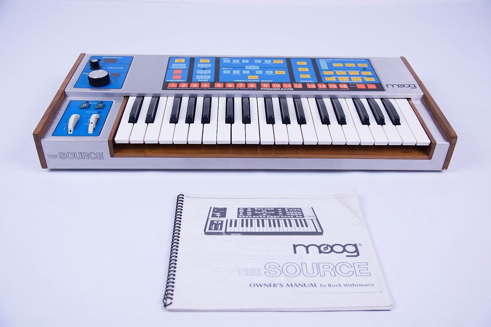 MATRIXSYNTH: Moog Source Analog Synth SN 1051