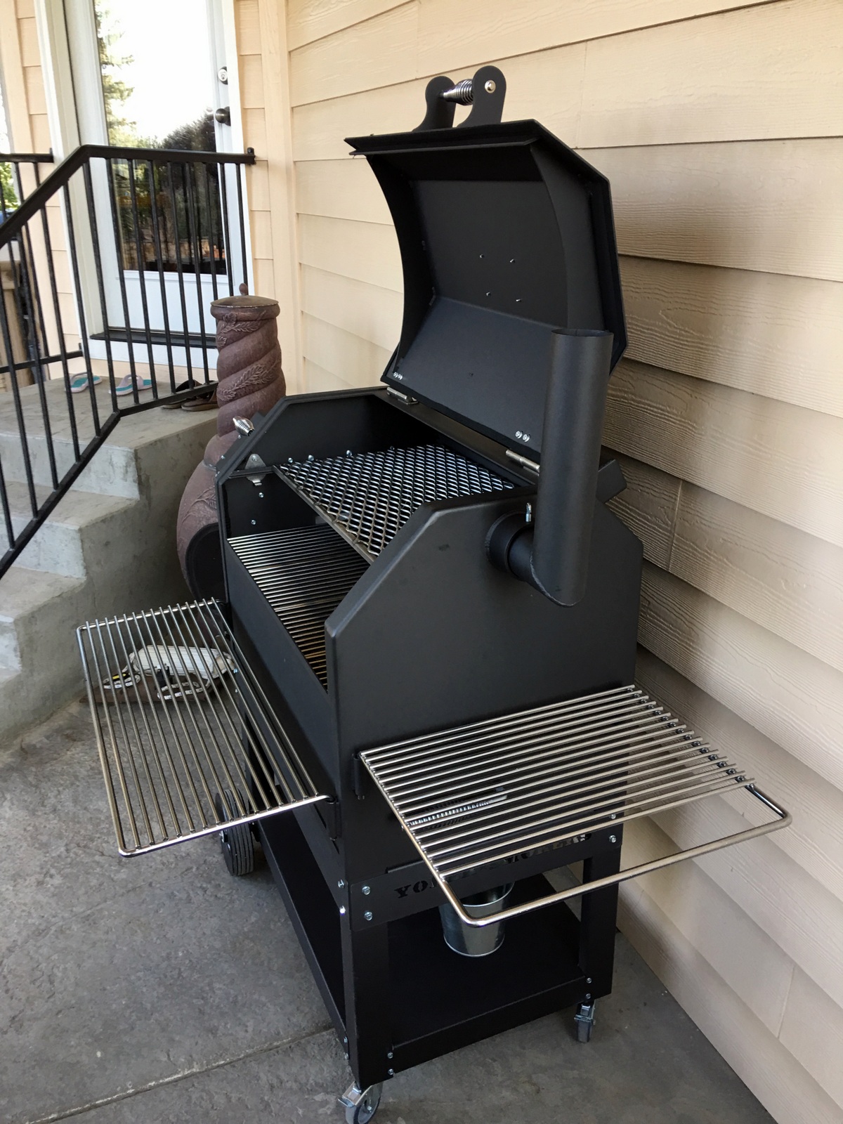 What Am I Doing?: My New Yoder YS640 Pellet Smoker