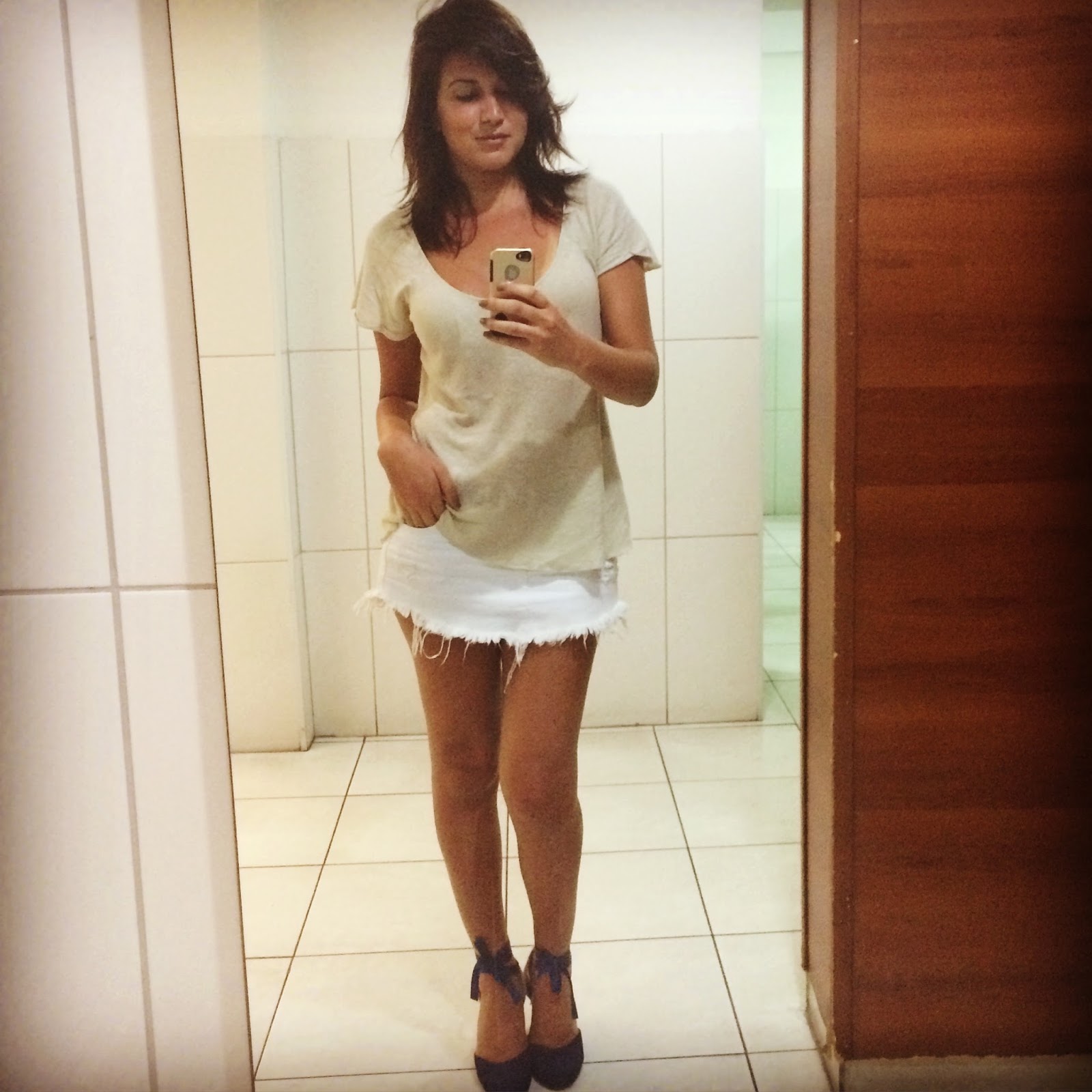 Leticya Ferrari #001