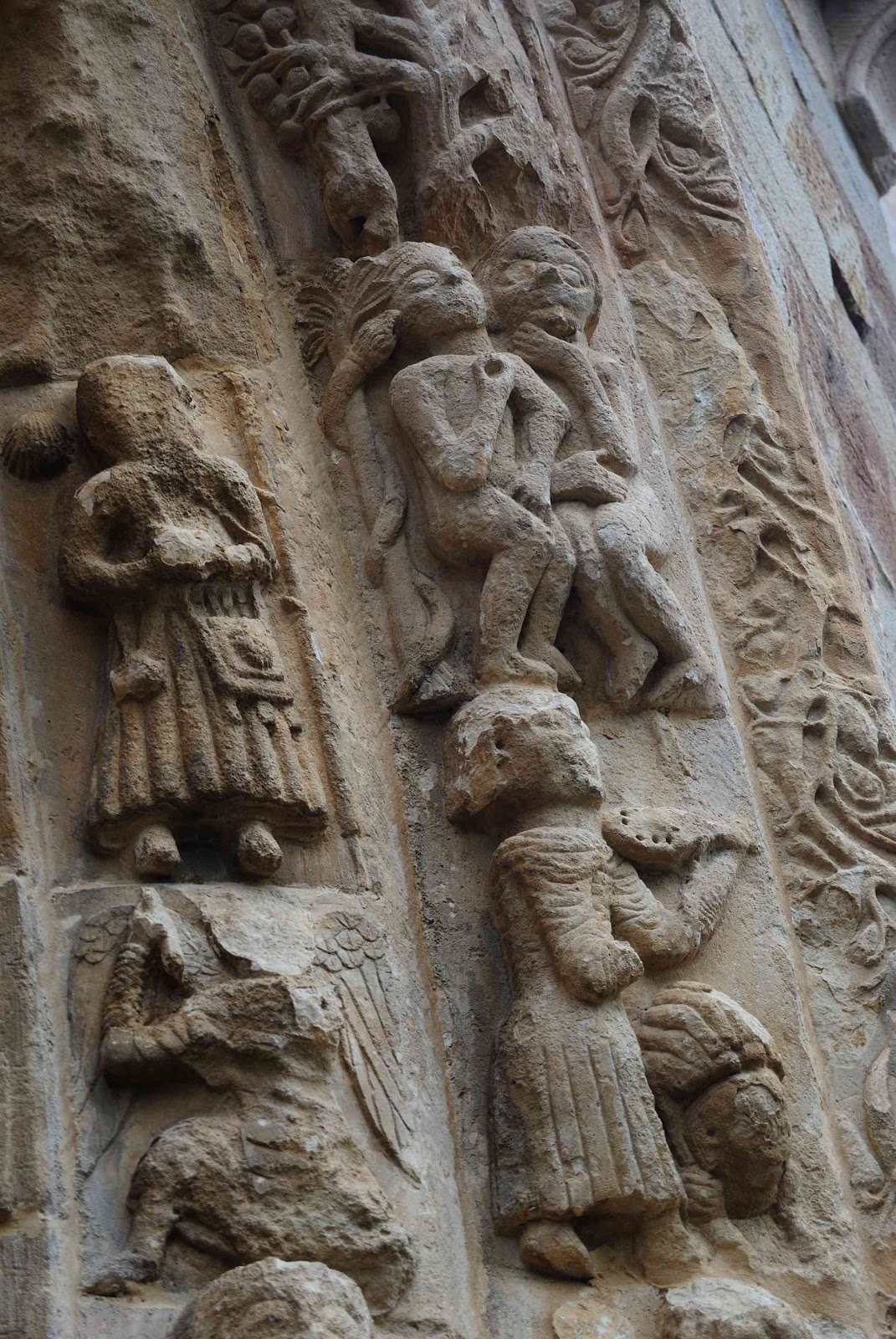 Tras los pasos del Románico: Vallejo de Mena, Románico Burgalés