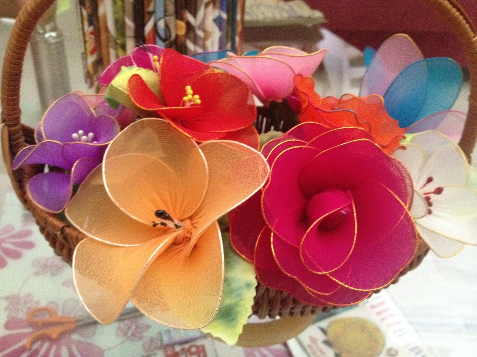 LoVe FoR CraFtS: Stocking flowers