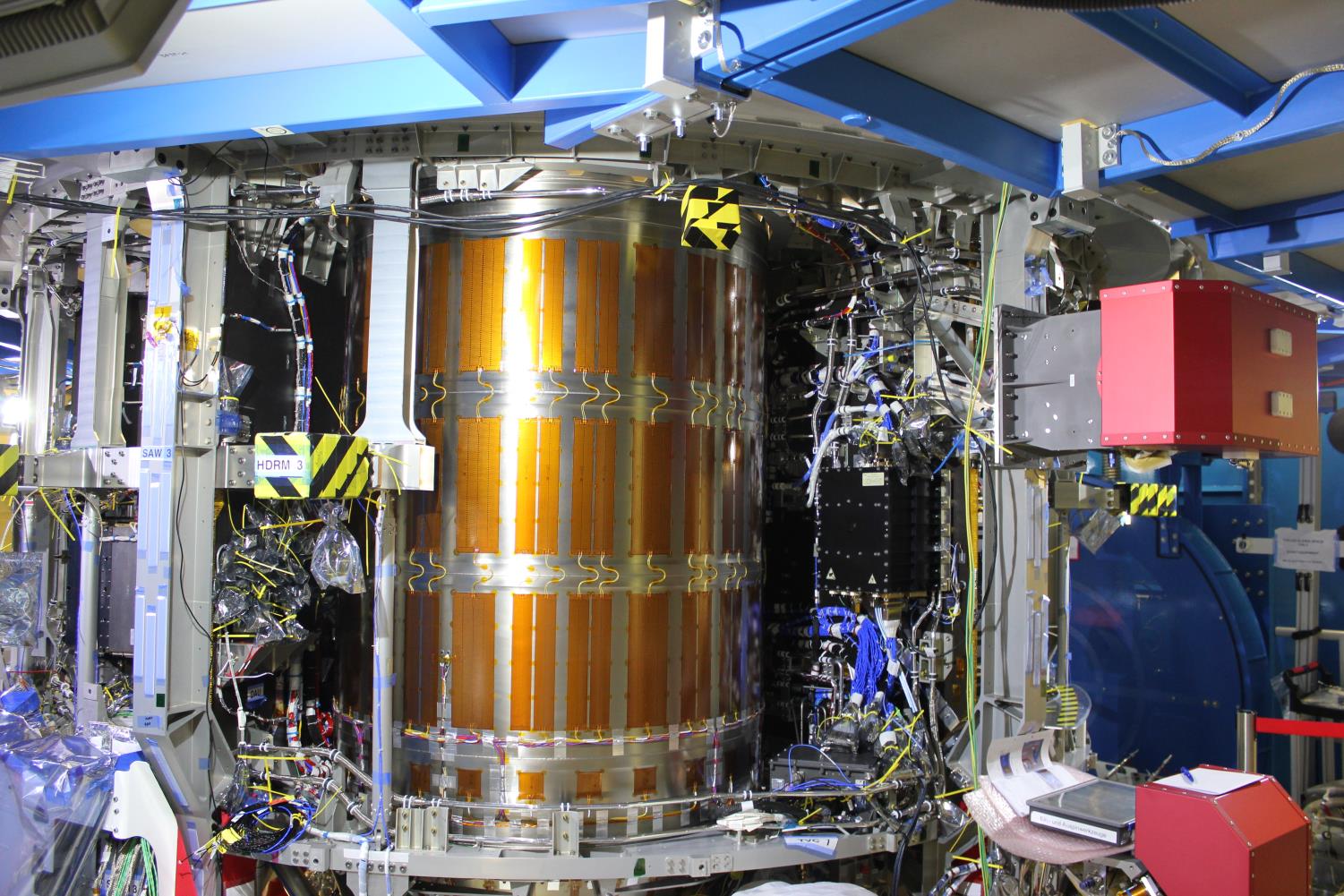 XTerraSpace: Fuel tanks and wings for Orion module