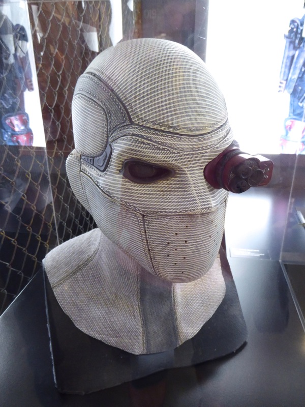 [Help] Making a more realistic Deadshot mask : cosplayprops