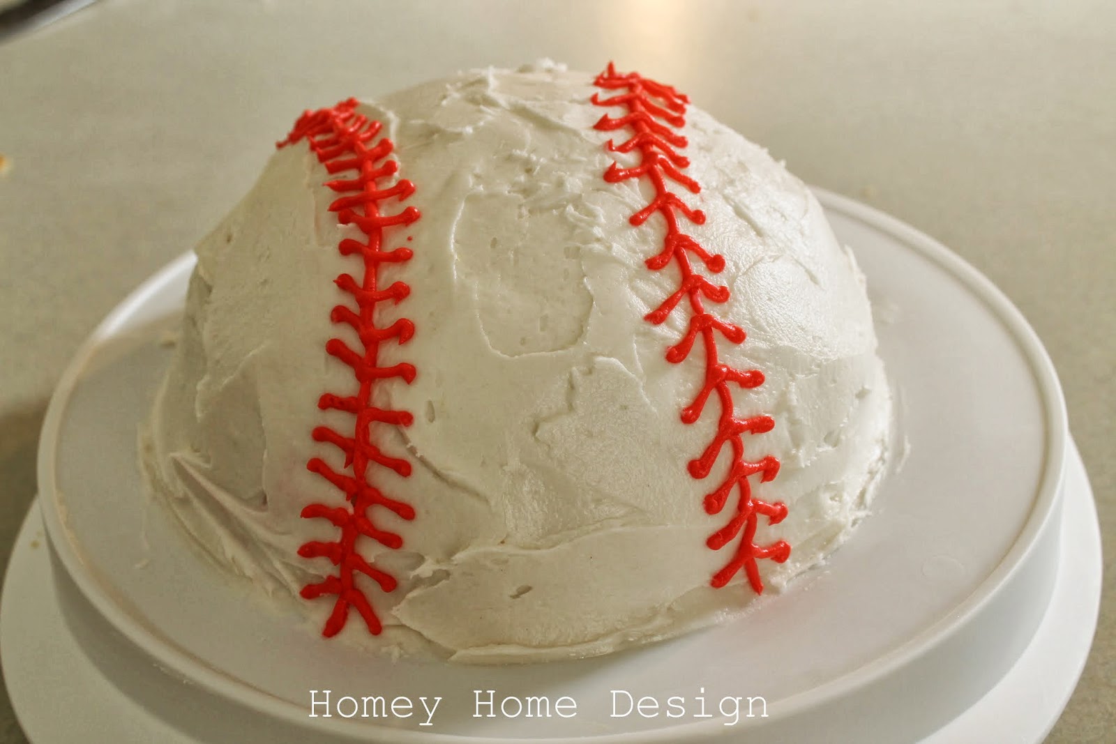homey home design: Simple Baseball Cake