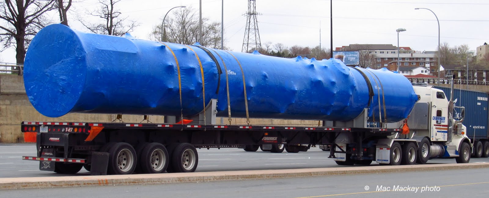 Truckfax: Long load for Challenger.