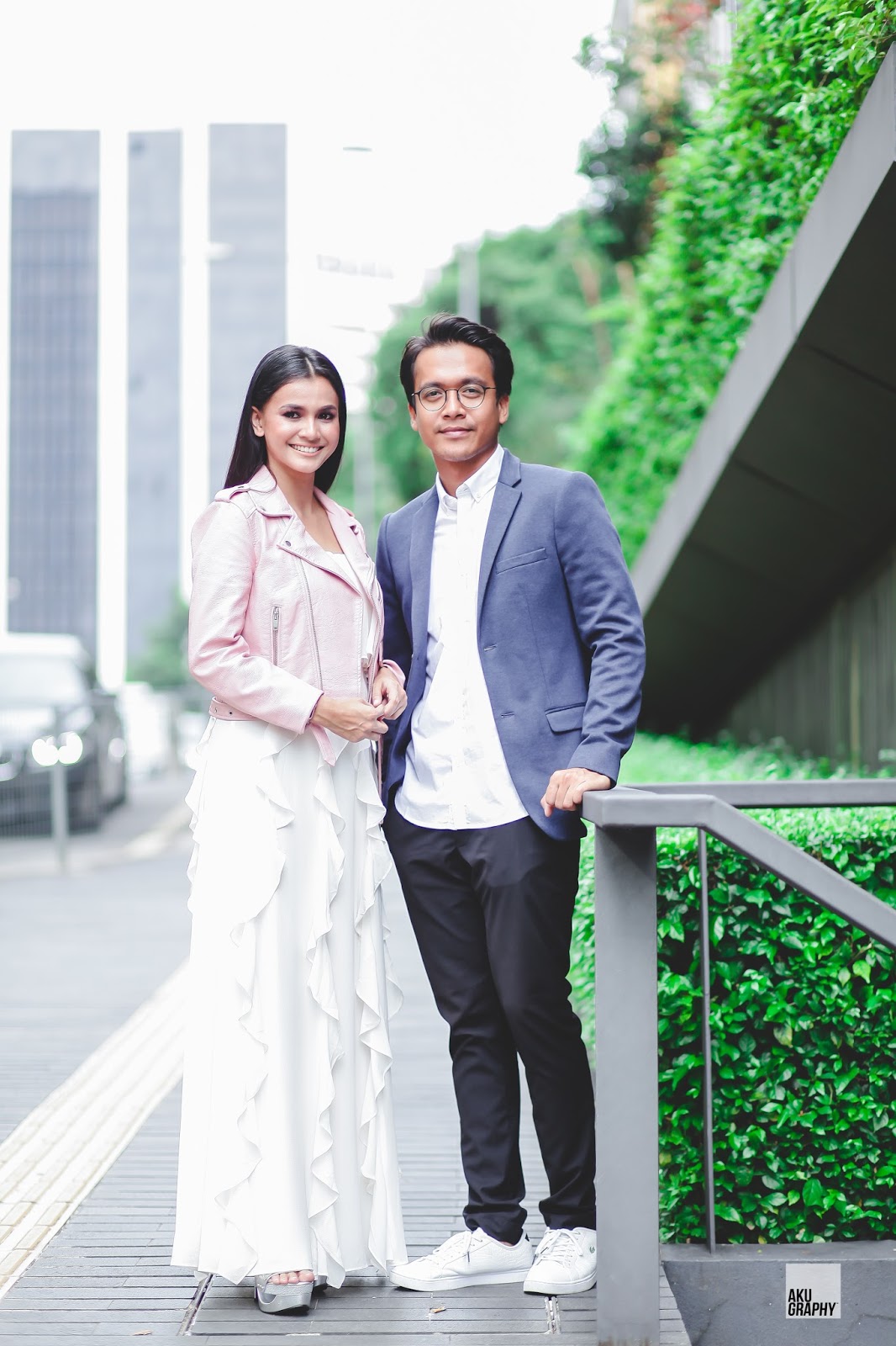 VERMILLION Essense Mist By Ezzaty Abdullah dan Azwan Kombos - Enchanted ...