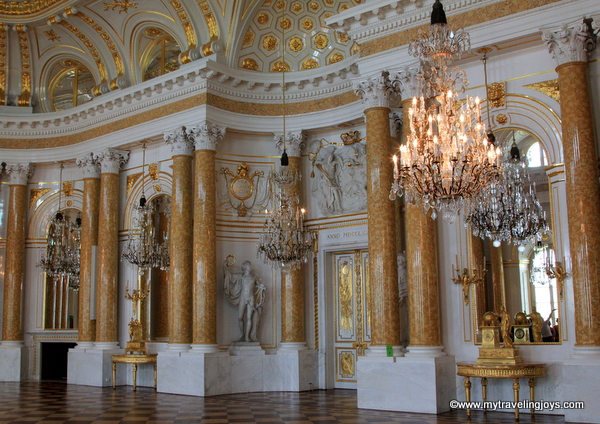 Visiting Warsaw’s Royal Castle ~ My Traveling Joys