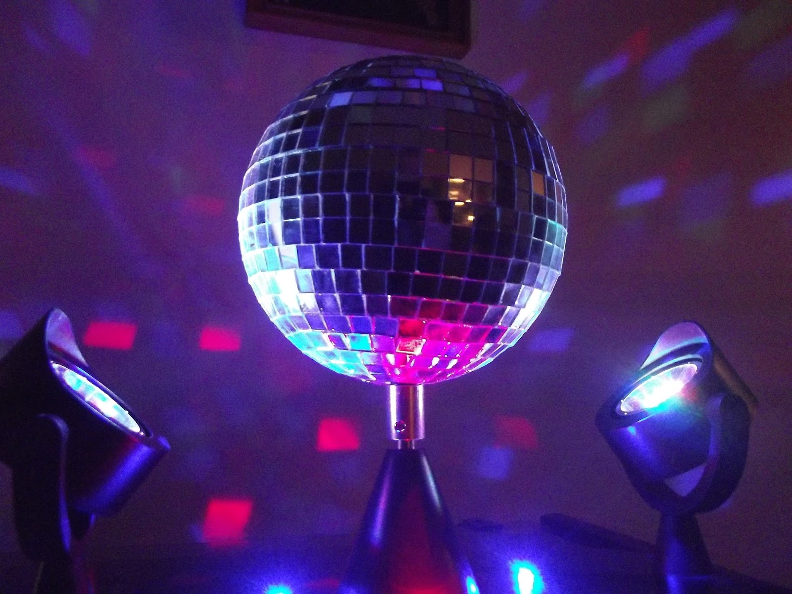 Festa Balada: dicas e ideias! — Guia Tudo Festa - Blog de Festas ...