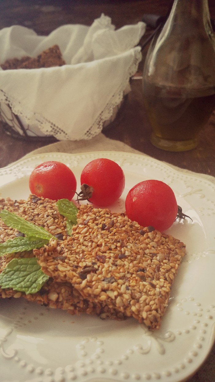 RECETAS PARA ENAMORAR Y DULCES BOCADITOS: CRACKERS DE SEMILLAS