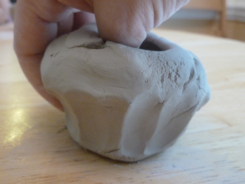 Musings of an im-Perfect Mom: Making Clay Pots With Kids