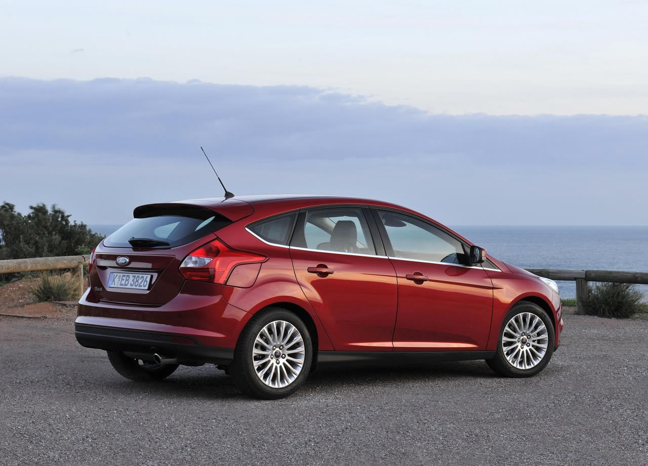 RETROSPECTIVA 2018 - HISTÓRIA EM FOTOS - FORD FOCUS (NA EUROPA)