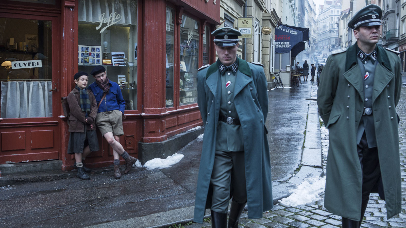 Filme: "Os Meninos que Enganavam Nazistas (2017)"