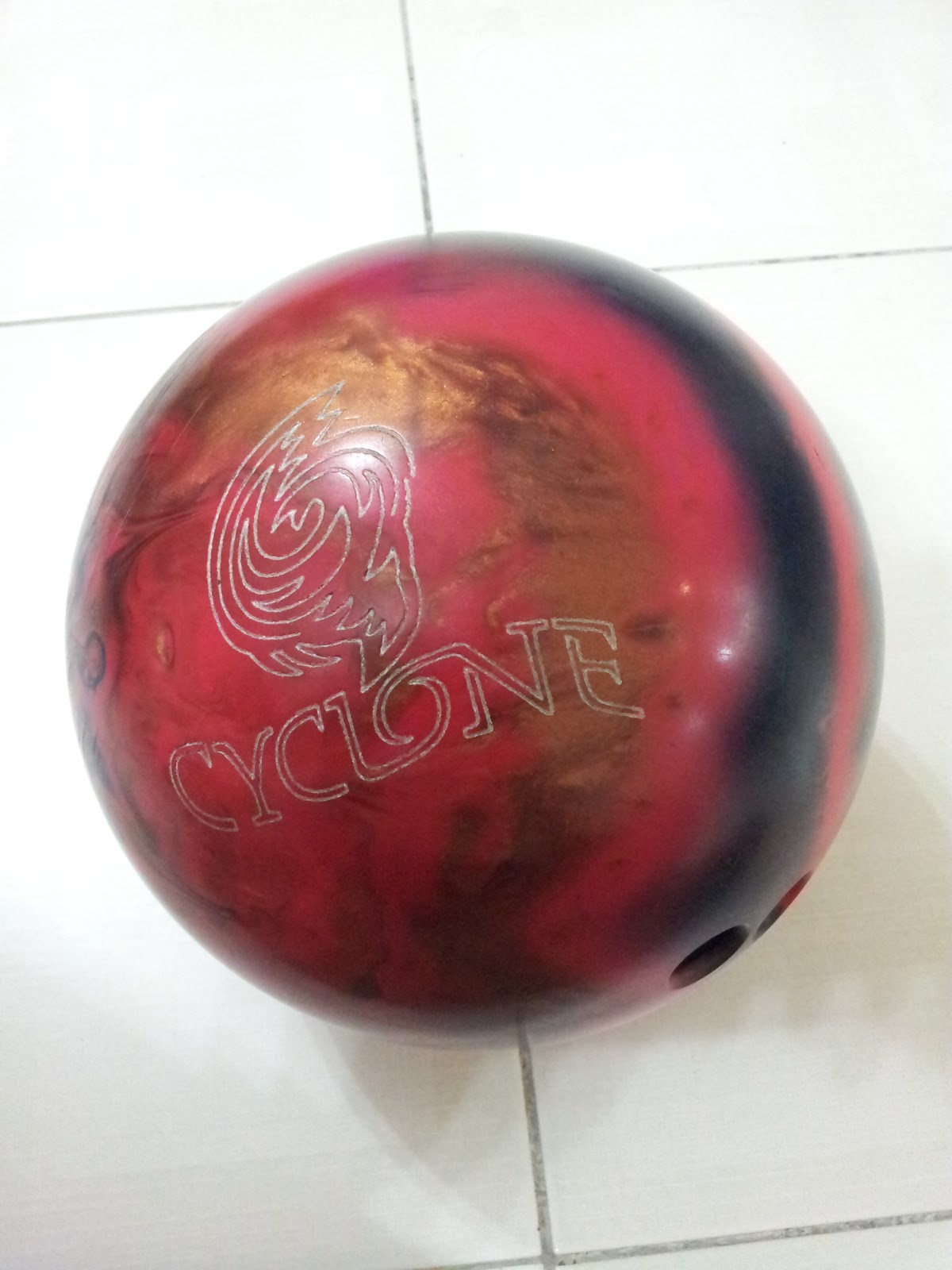KEDAI BOWLING ONLINE: Performance Bowling ball Ebonite Cyclone Black ...