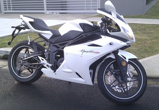 Megelli 250R | Impian Sejati