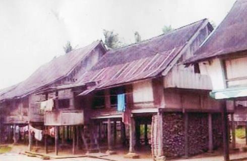 Rumah Larik Sebagai Arsitektur Rumah Tradisional Kerinci ~ ARSITEKTUR KITA
