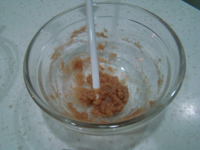 The Awesome Project: Haneesa: Scrumptious Lip Scrub