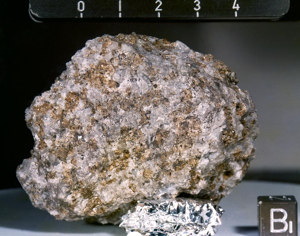 BATUAN BEKU DAN BATUAN GUNUNG API YANG BERSIFAT BASA ~ GEOSFER