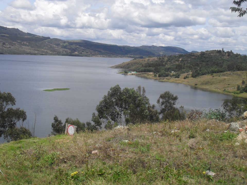 EMBALSES: Embalse de Guatavita