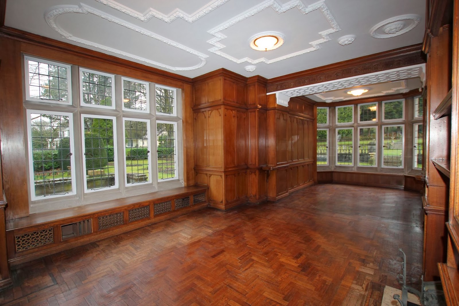 Porcelina's World: Glimpse Inside Historic Edwardian Mansion
