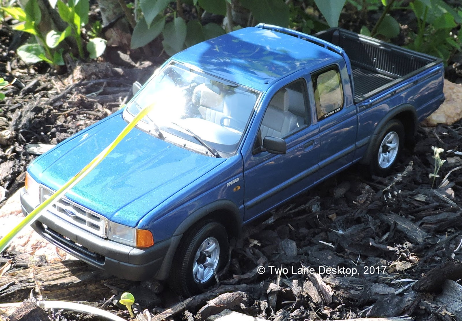 Action 1:18 2001 Ford Ranger pickup