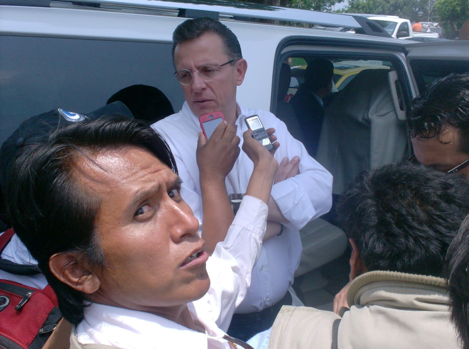 Antonio Morquecho: DURANTE LA ENTREVISTA A JORGE GARRALDA CONDUCTOR DEL ...