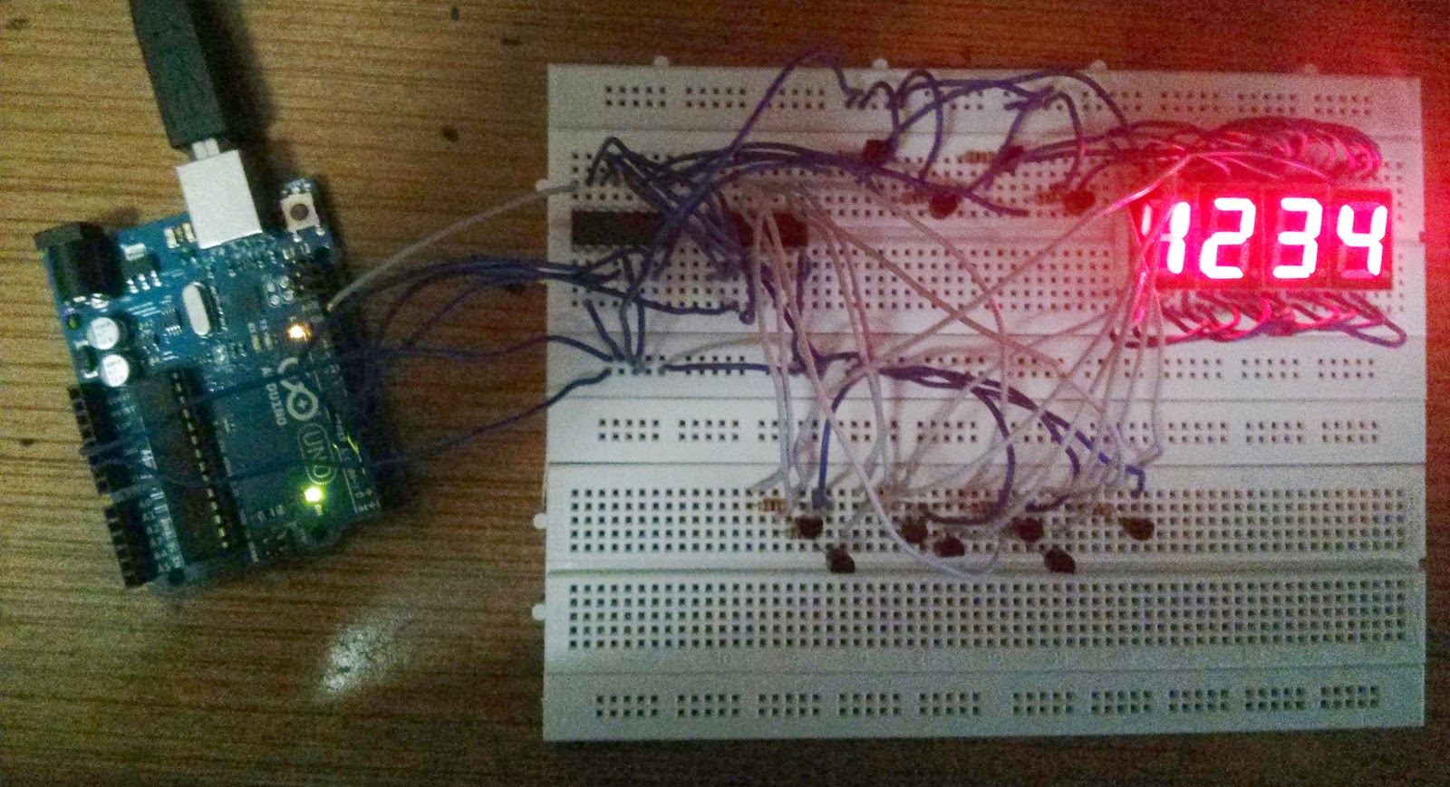 Geek?: Multiplexing 4 digit 7-Segment dengan Shift Registers dan 7-Segment Decoder