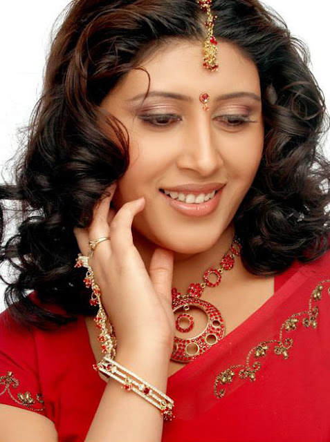 Tamil Celebrity Pictures: Reva Hot Navel Young Mallu actress Reva ...