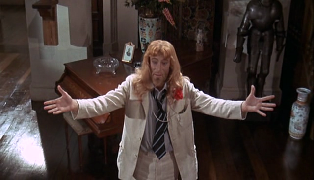 Dusty Video Box: Britannia waves the rules… The Ruling Class (1972)